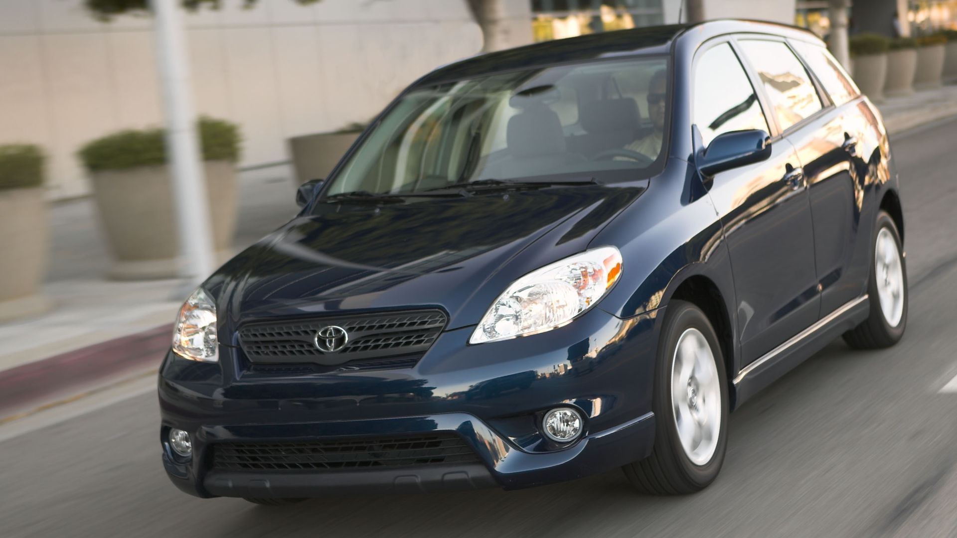 2008 Toyota Matrix Pricing, Photos & Specs