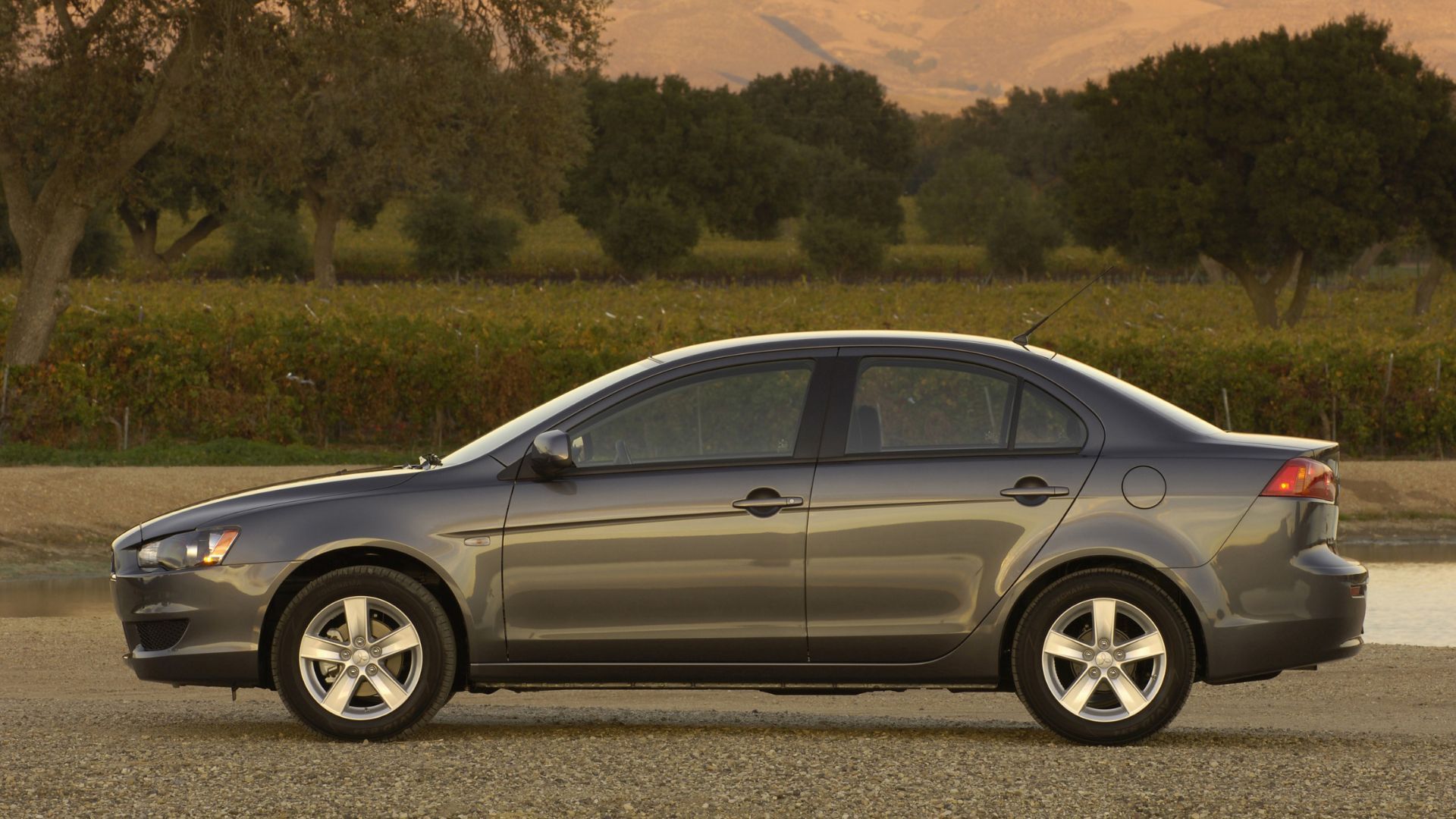 2008 Mitsubishi Lancer Sedan Exterior Photos