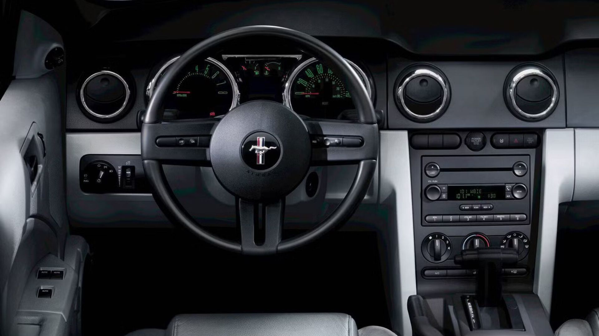 2009 Mustang Interior 2009 Ford Mustang: 11 Interior Photos | U.S.