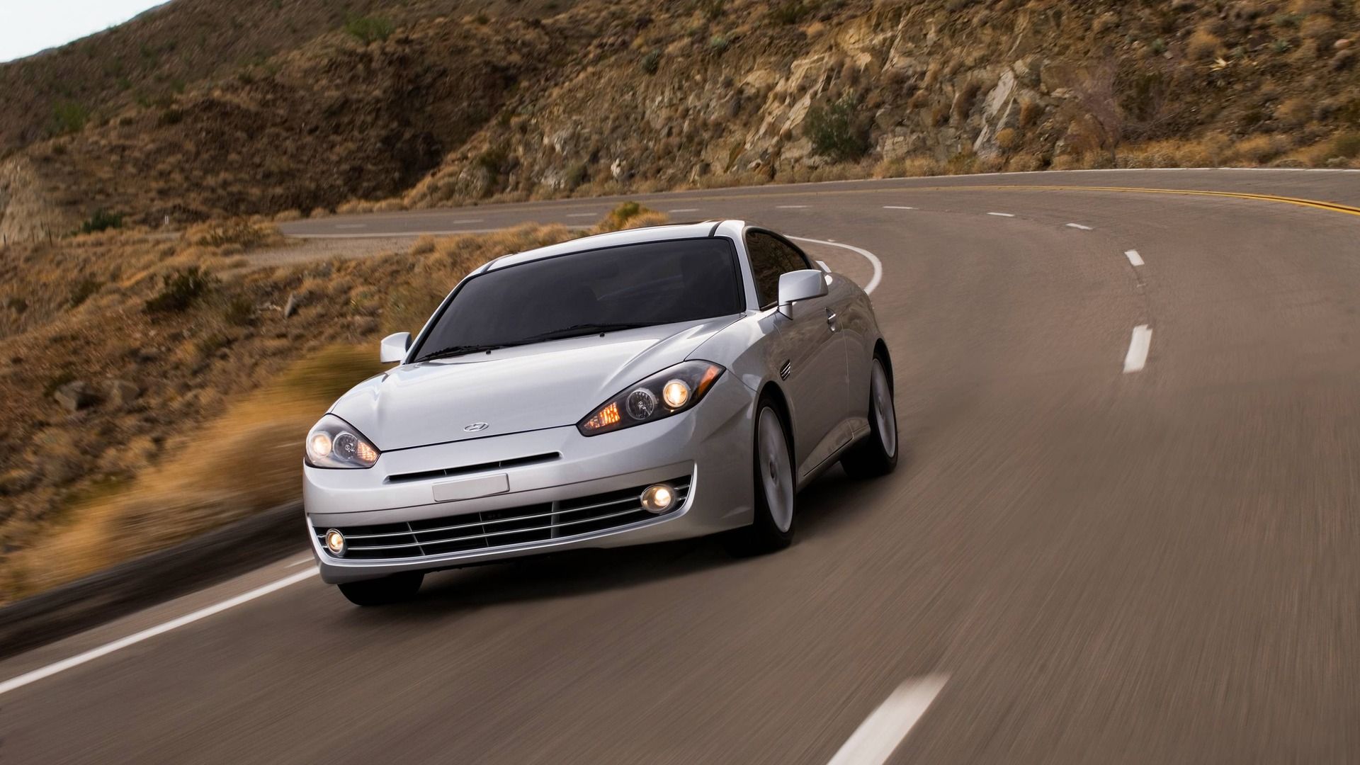 2008 Hyundai Tiburon Pricing, Photos & Specs