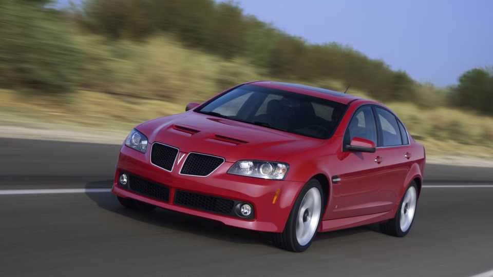2009 Pontiac G8 Pricing, Photos & Specs