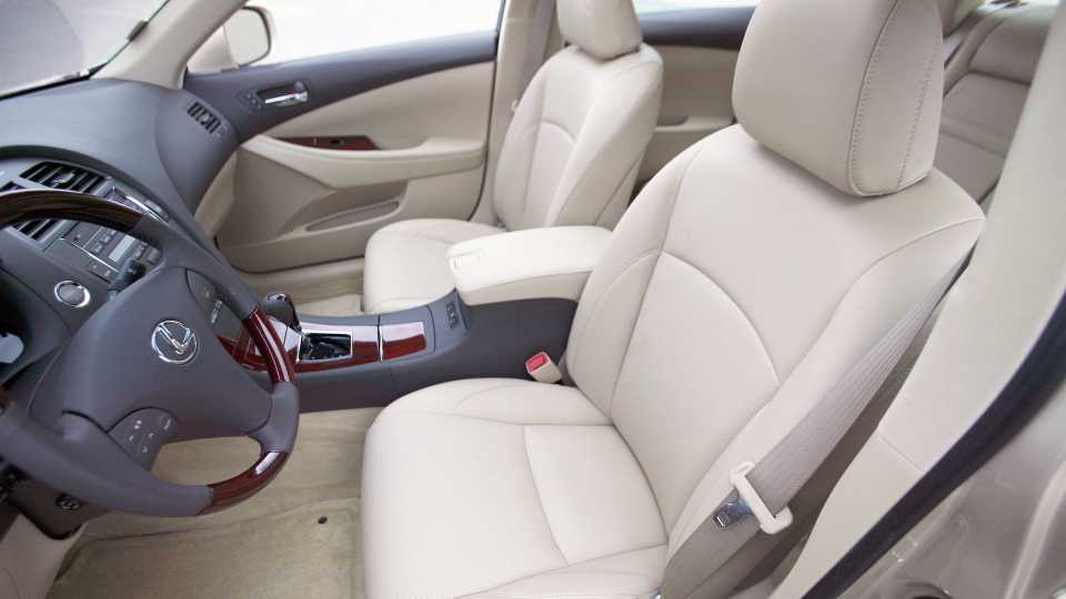 2009 Lexus ES Pricing, Photos & Specs