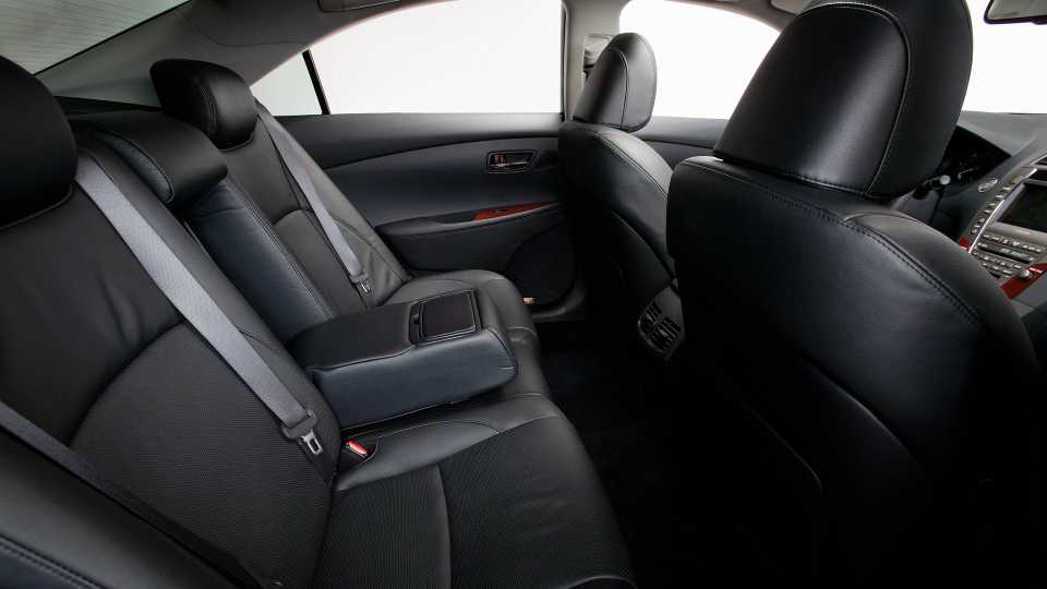 2009 Lexus ES Pricing, Photos & Specs