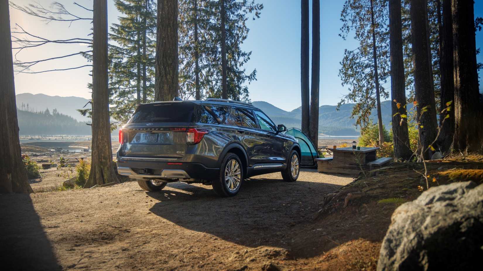 The Best Car For Families With 4 Kids: Space, Safety, And Comfort In 2025