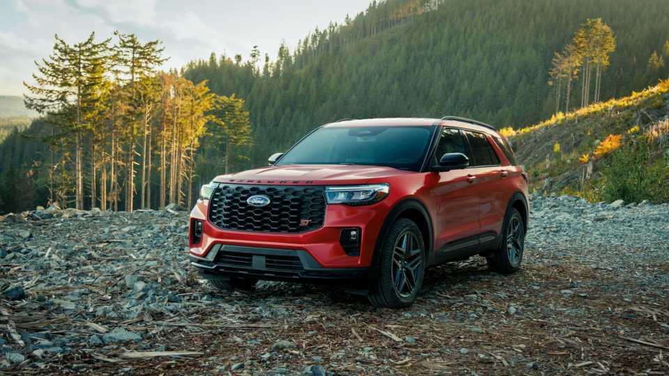 2025 Ford Explorer Pricing, Photos & Specs