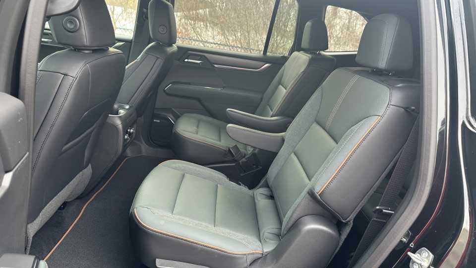 2025 GMC Acadia Pricing, Photos & Specs