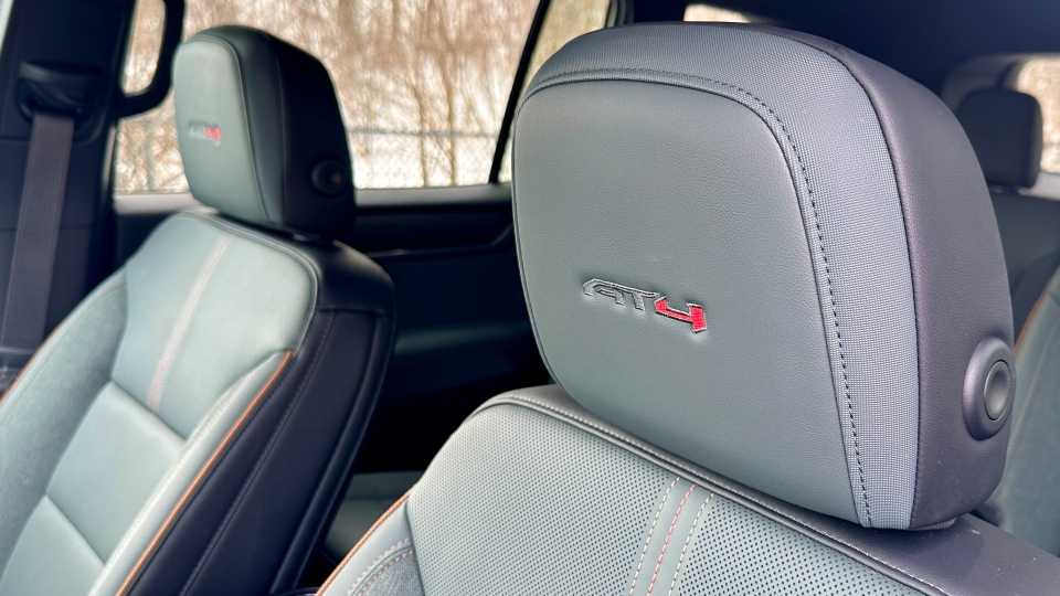 2025 GMC Acadia Pricing, Photos & Specs