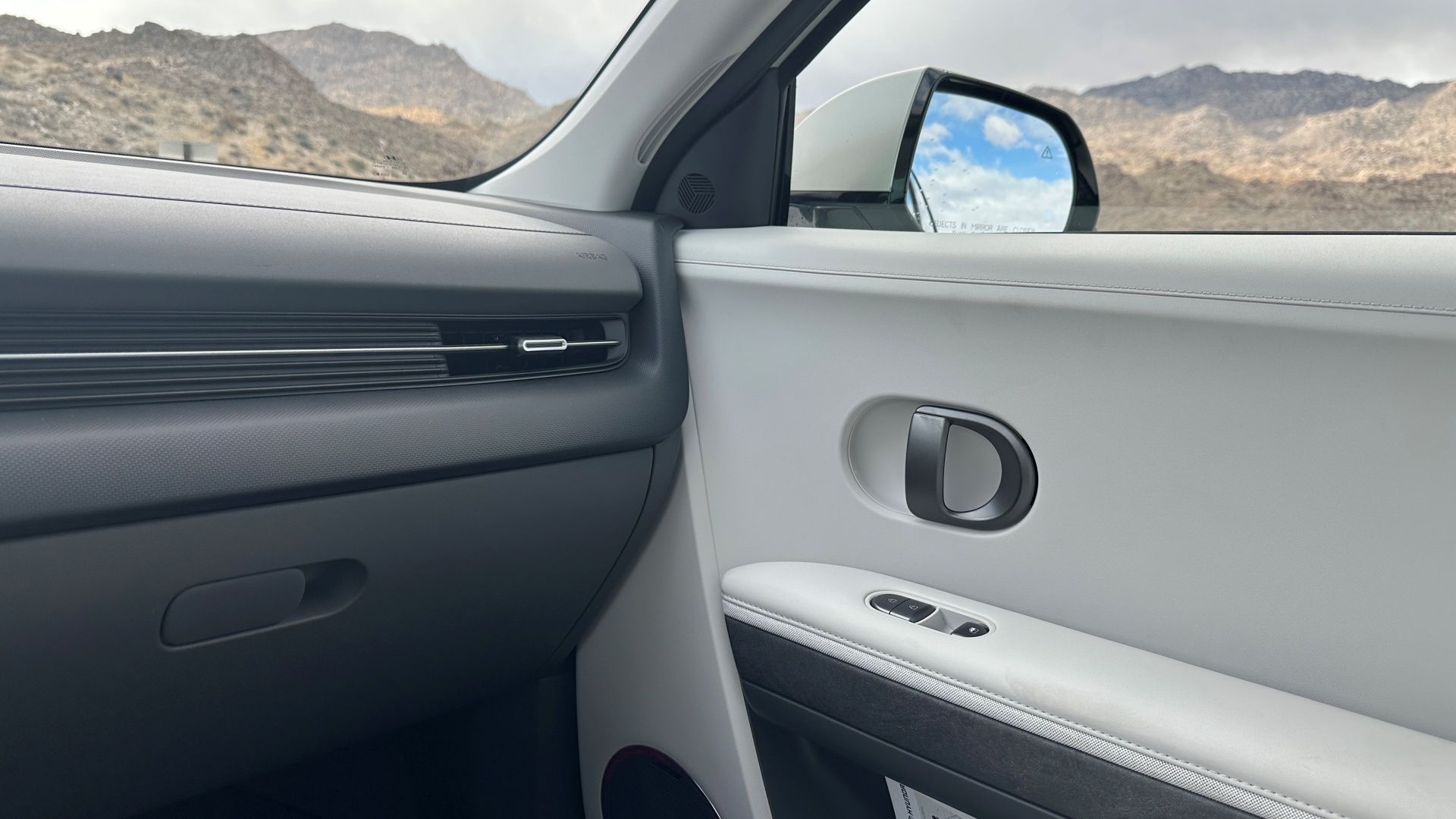 2025 Hyundai Ioniq 5 Pricing Photos Specs