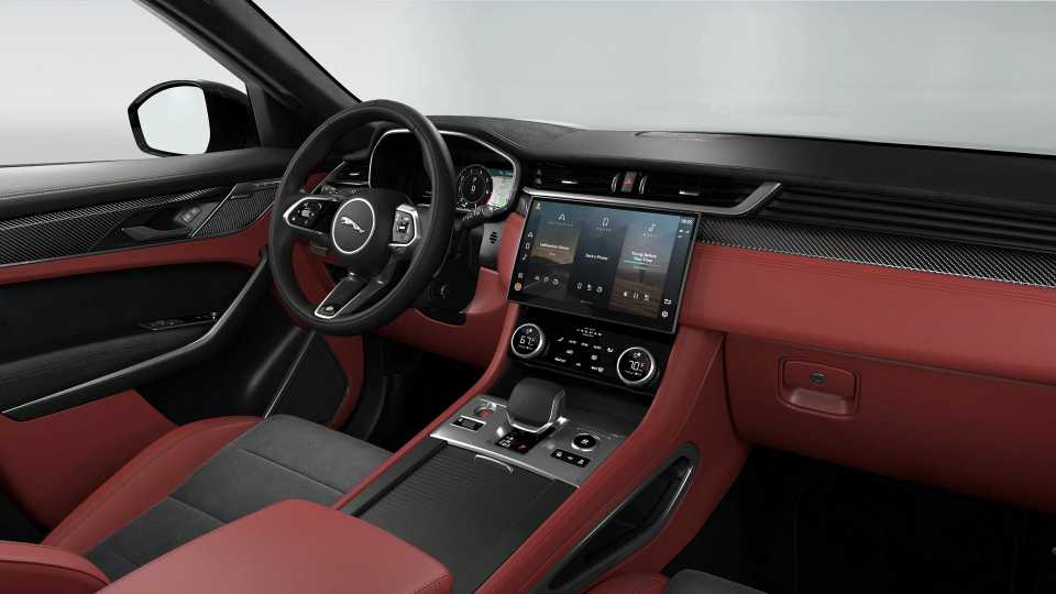 2025 Jaguar F-PACE SVR Pricing, Photos & Specs