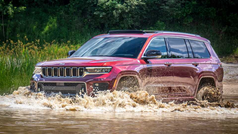 2025 Jeep Grand Cherokee Pricing, Photos & Specs