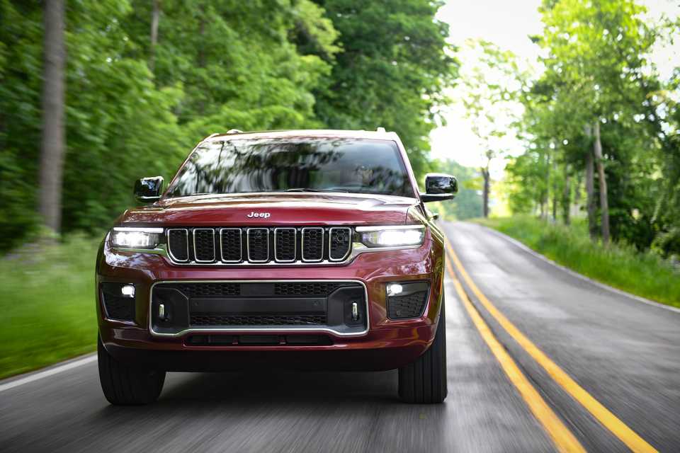 2025 Jeep Grand Cherokee Pricing, Photos & Specs