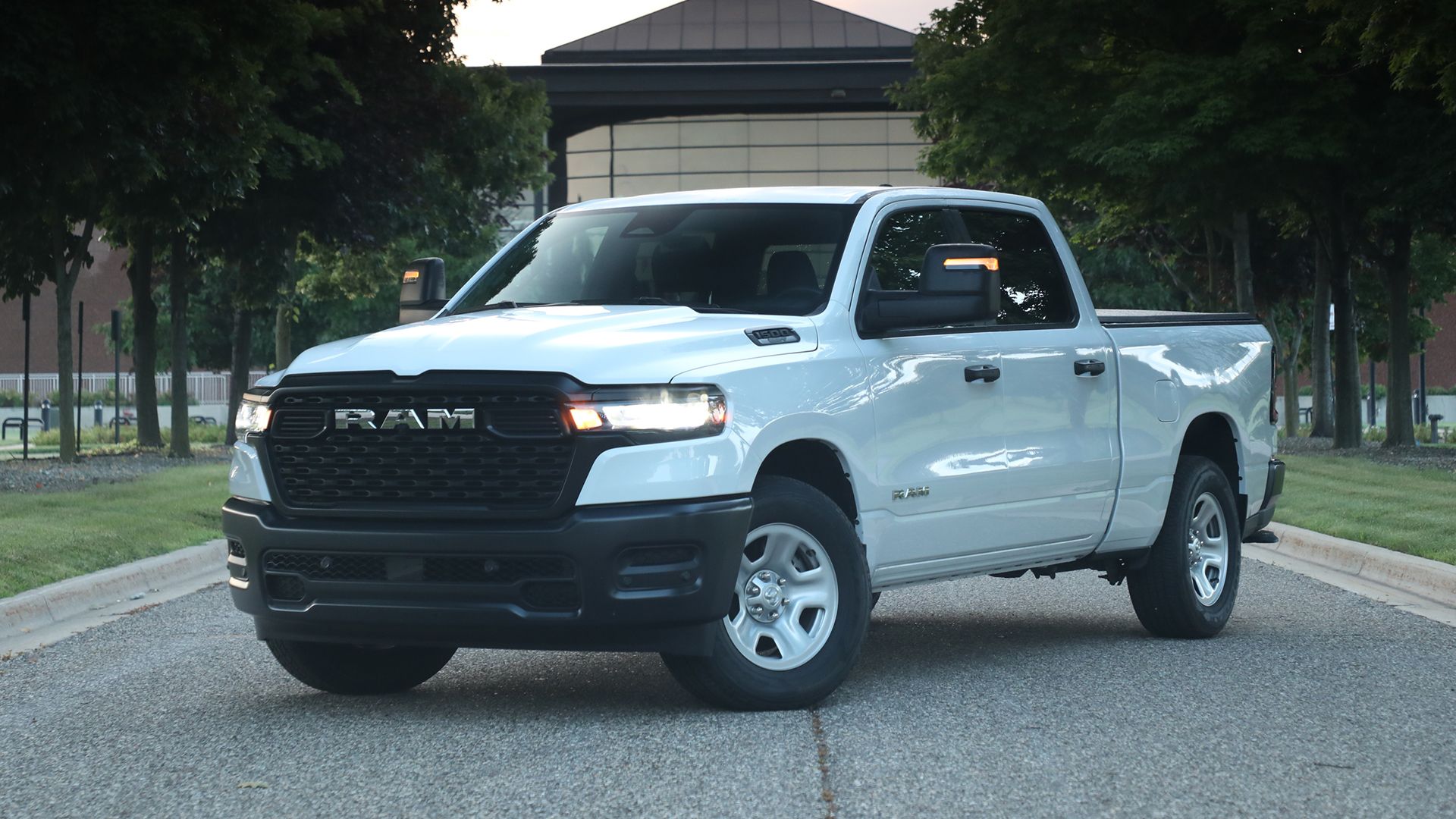 Best 6-Seater Trucks for 2025 | 6-Passenger Pickup Trucks | CarBuzz