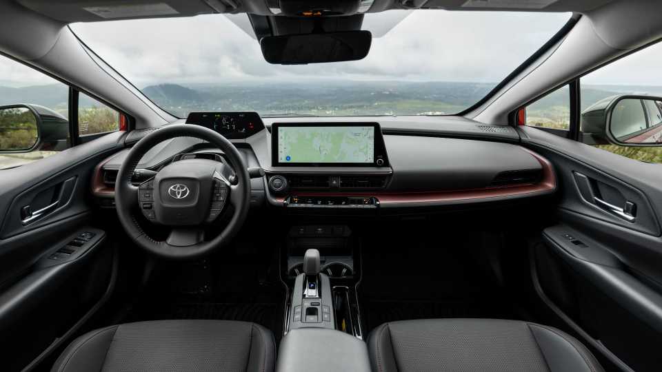 2025 Toyota Prius Pricing, Photos & Specs