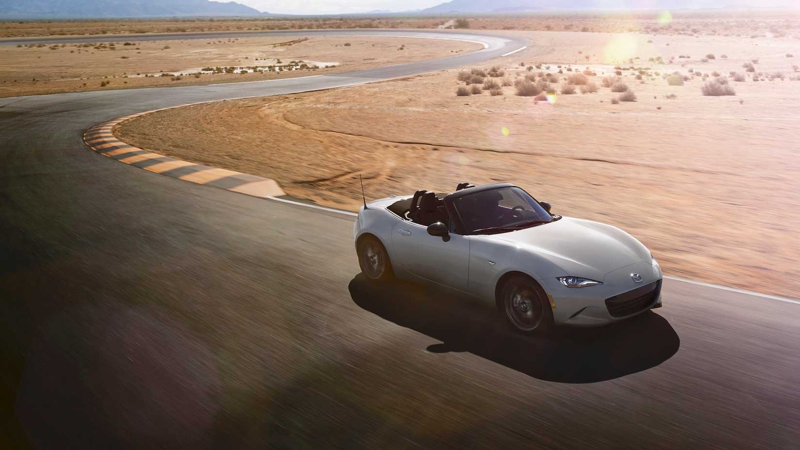 Here's Why Now Is The Best Time Of The Year To Buy A Mazda Miata