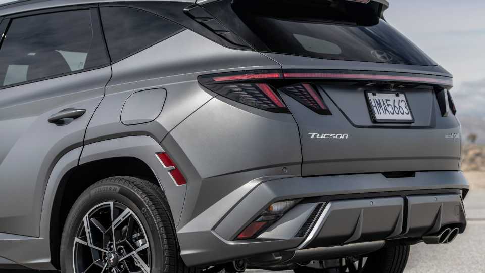 2025 Hyundai Tucson Pricing, Photos & Specs