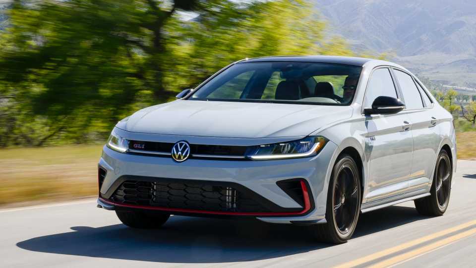 2025 Volkswagen Jetta GLI - Overview Pricing, Photos & Specs