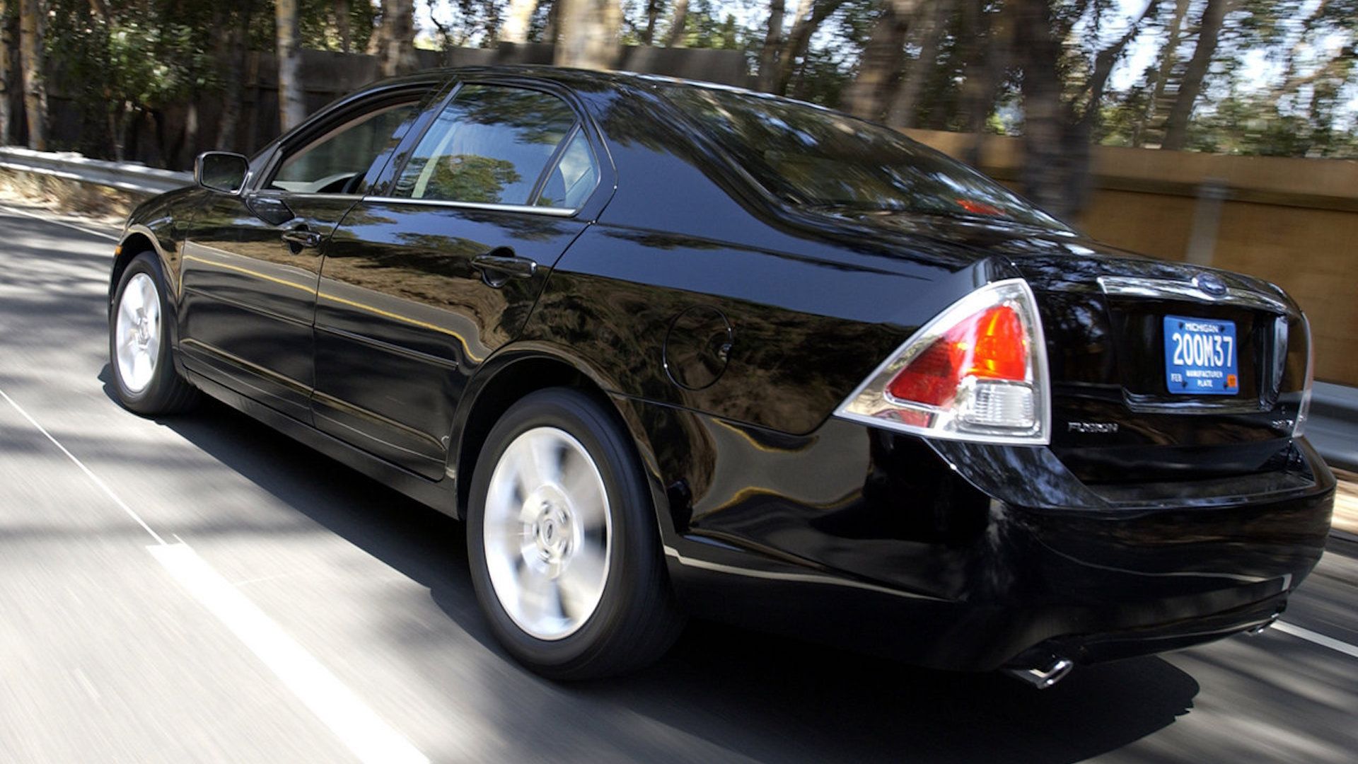 Ford Fusion: Review, Pricing, Photos, and Specs