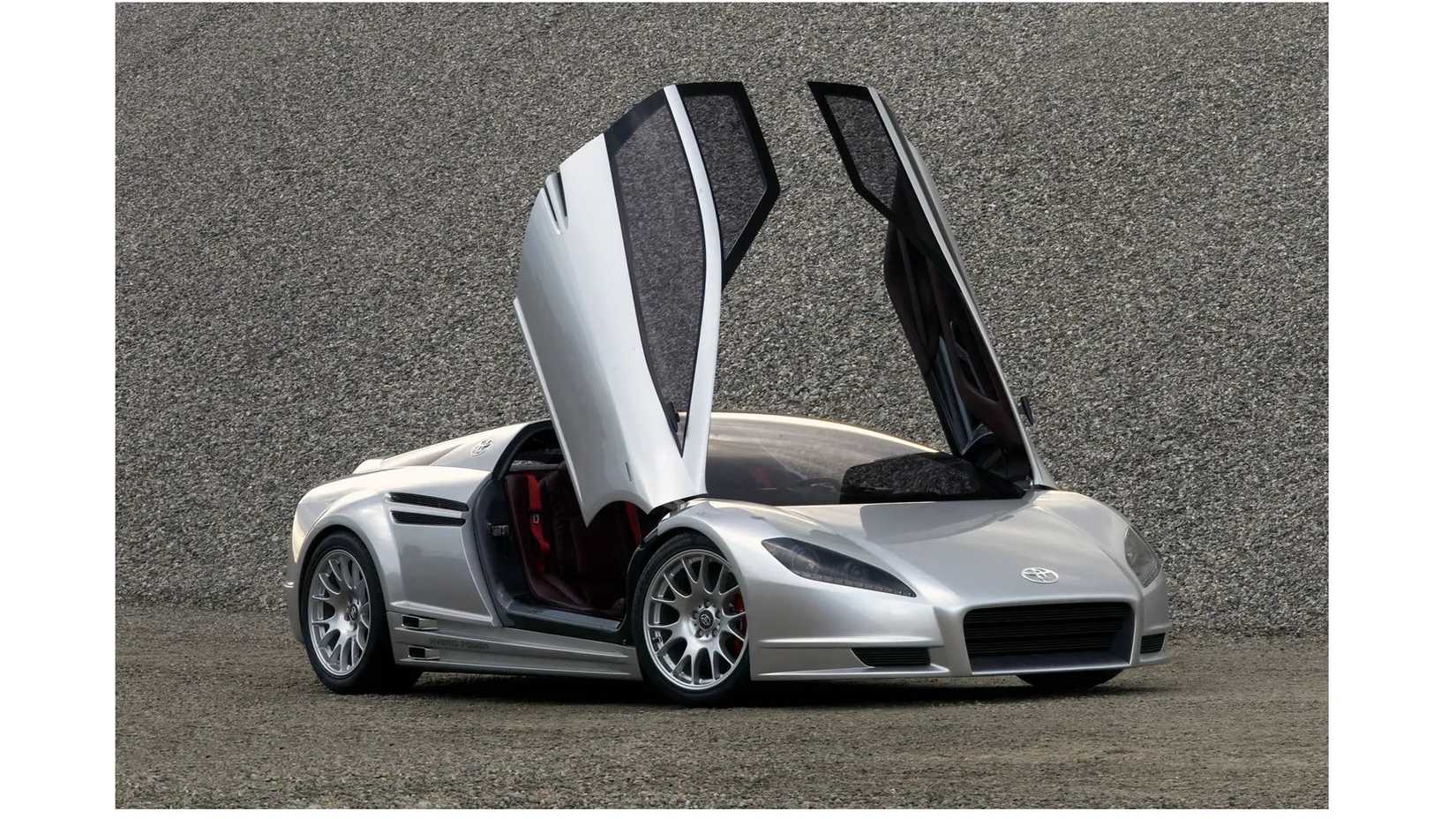 Toyota's First Hybrid Supercar Made Its Debut In The Early 2000s