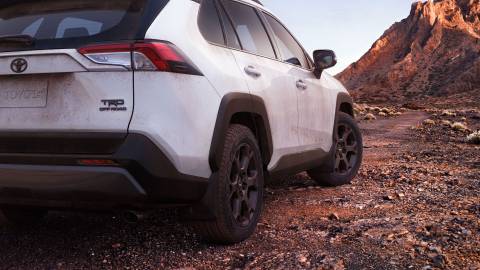 2020 Toyota RAV4 Pricing, Photos & Specs