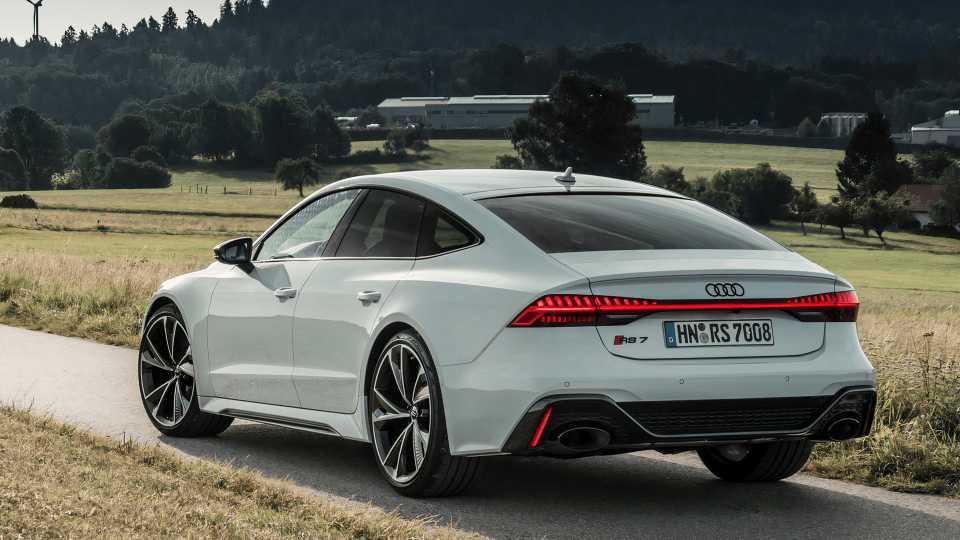 2025 Audi RS7 - Overview Pricing, Photos & Specs