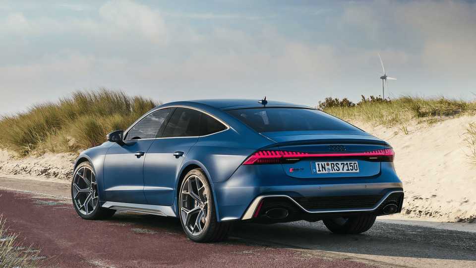 2025 Audi RS7 - Overview Pricing, Photos & Specs
