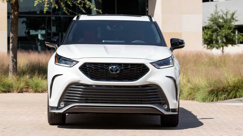 2025 Toyota Highlander Pricing, Photos & Specs
