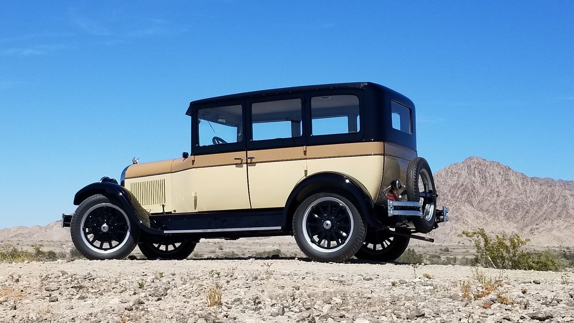 10 Famous Chrysler Models Celebrating How Great The Brand Once Was