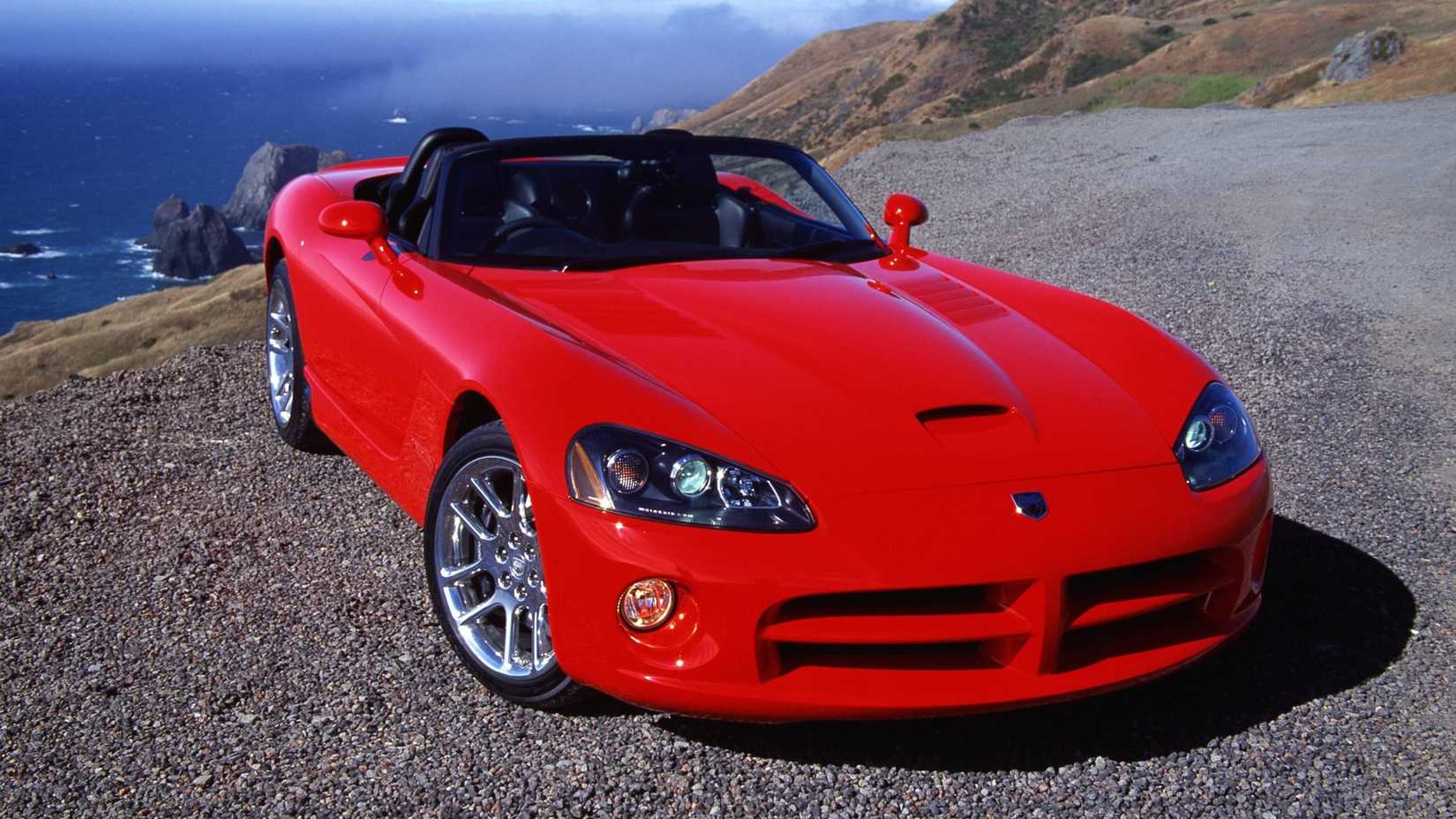 Every Generation of The Dodge Viper And What To Pay