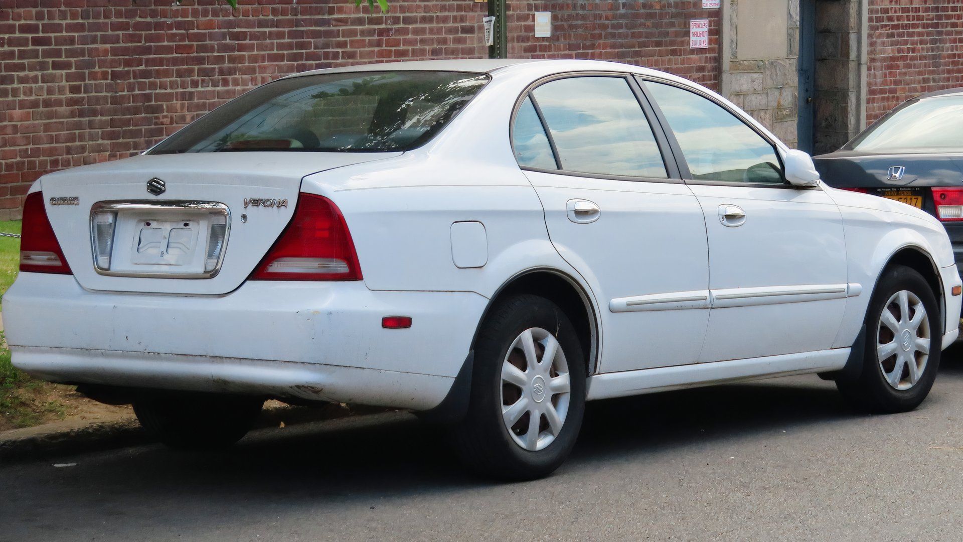 2002 Suzuki Verona