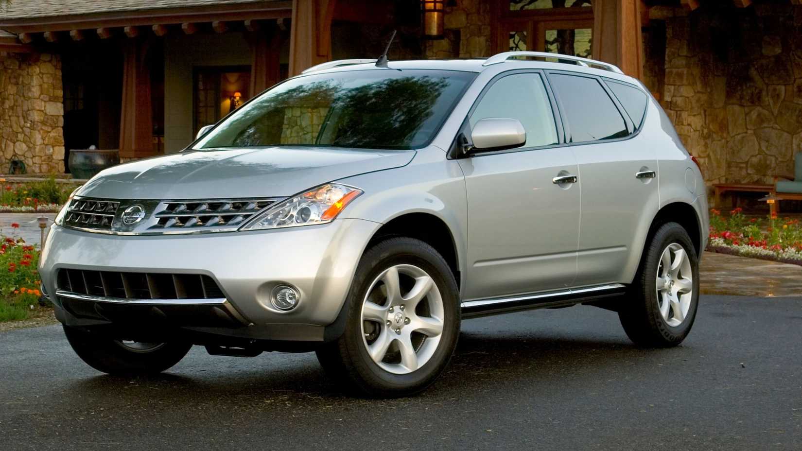 This First-Gen Nissan SUV Is A Luxury V6 Bargain In 2026