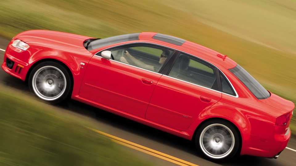 2008 Audi RS4 Sedan Pricing, Photos & Specs