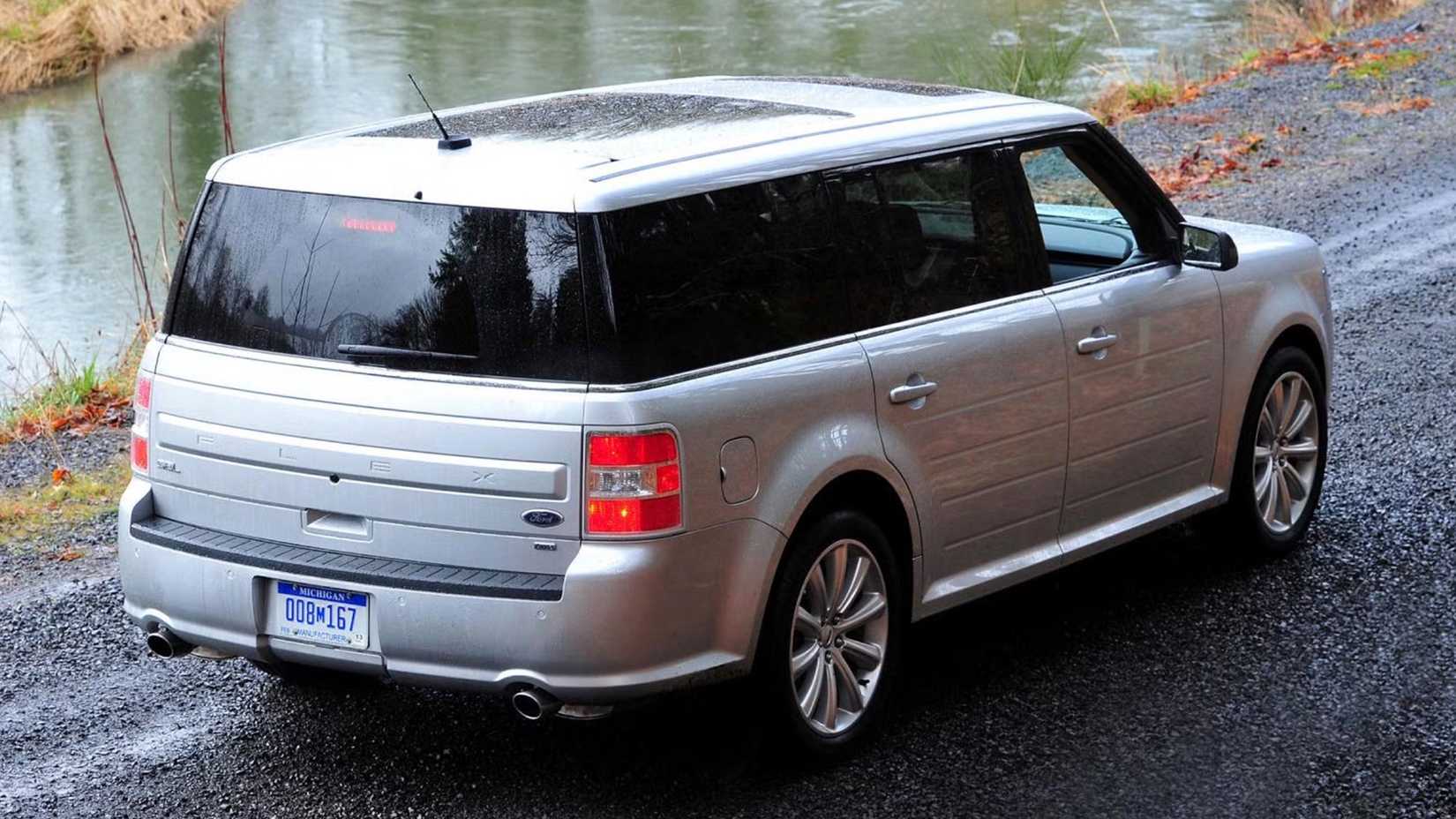 Ford’s Final 365-Horsepower Family Wagon Is A Steal In 2026
