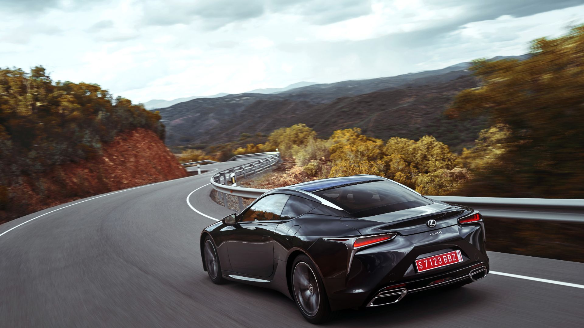 2018 Lexus LC Coupe Pricing, Photos & Specs