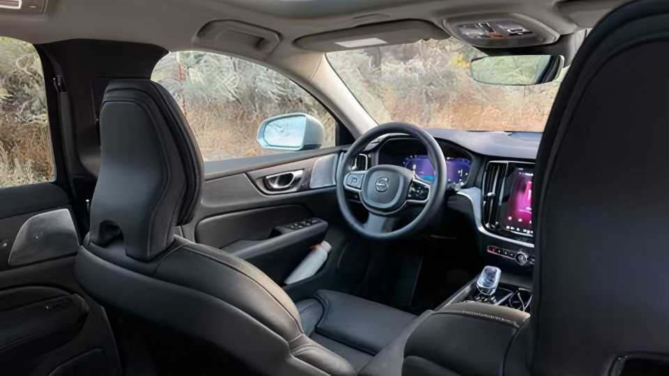 2024 Volvo V60 Cross Country Pricing, Photos & Specs
