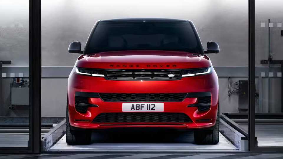 2025 Land Rover Range Rover Sport Pricing, Photos & Specs
