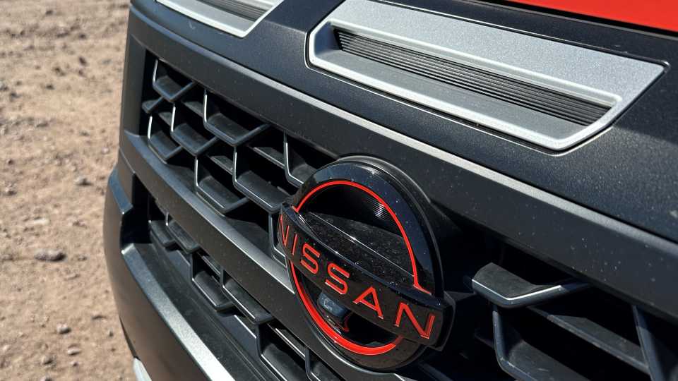 2025 Nissan Frontier Pricing, Photos & Specs