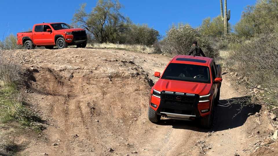 2025 Nissan Frontier Pricing, Photos & Specs