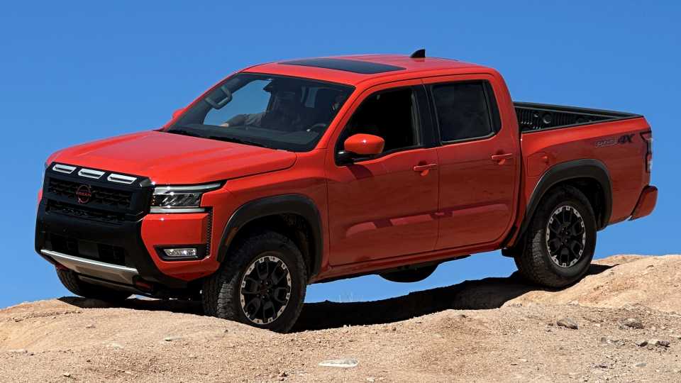 2025 Nissan Frontier Pricing, Photos & Specs