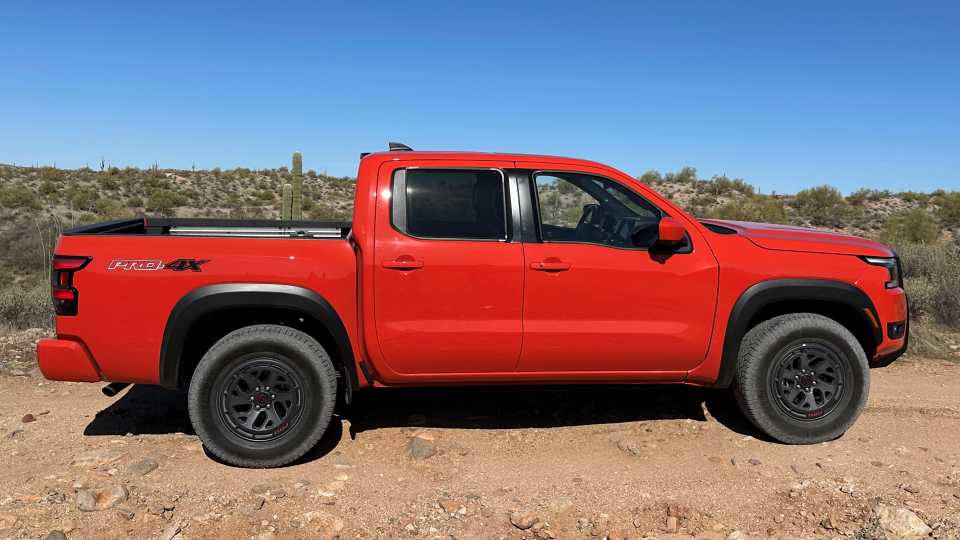 2025 Nissan Frontier Pricing, Photos & Specs