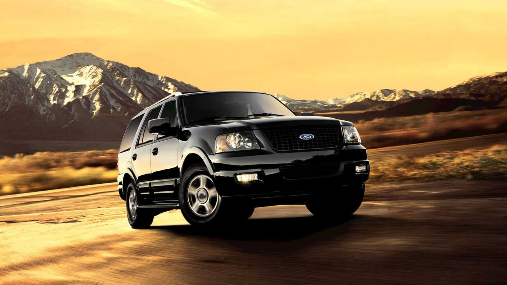 Ford Expedition: 30 Years of SUV Evolution from Bronco Successor to ...