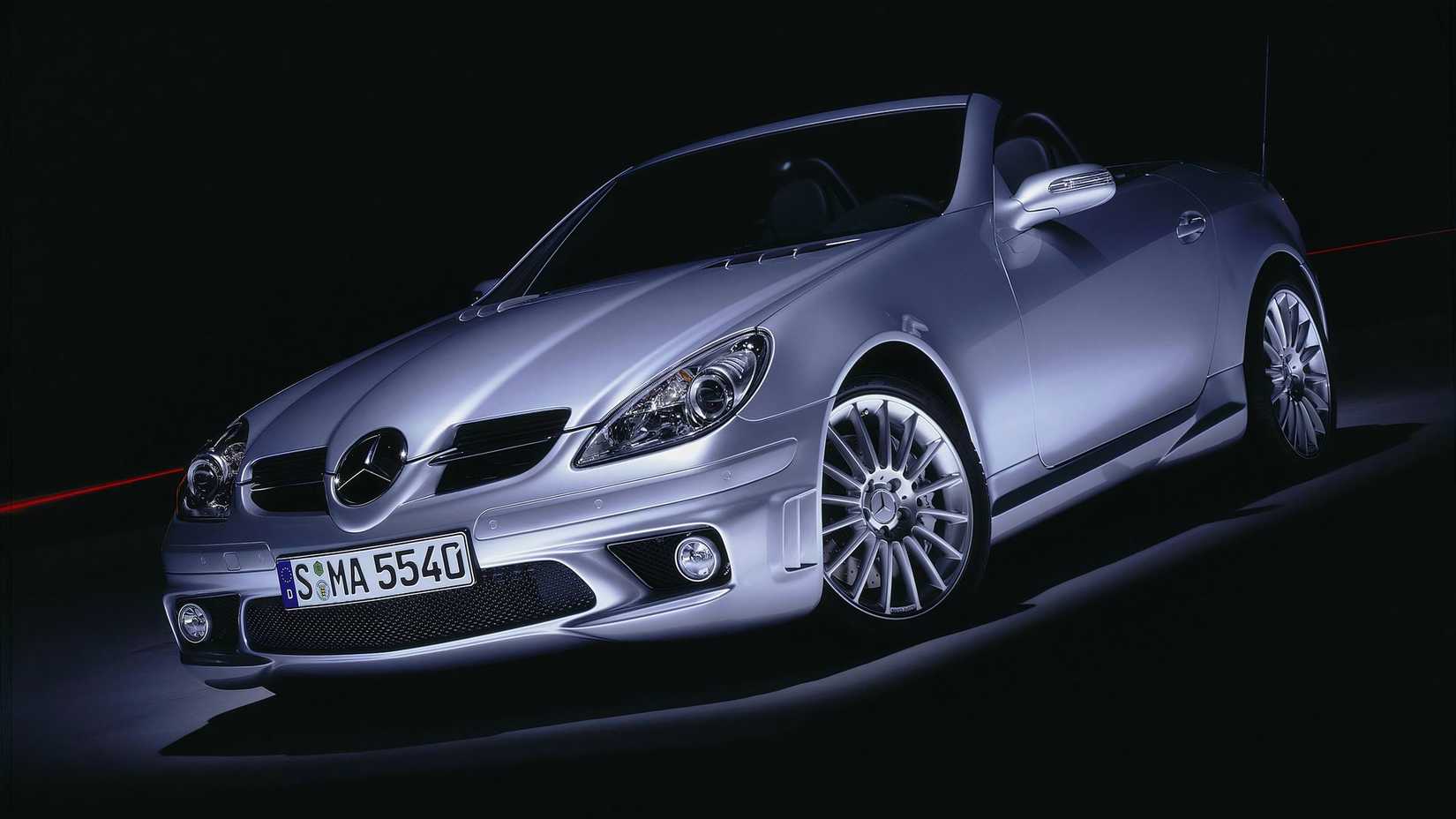 The Mercedes-Benz C55 AMG Has All The Character The Brand-New Model ...