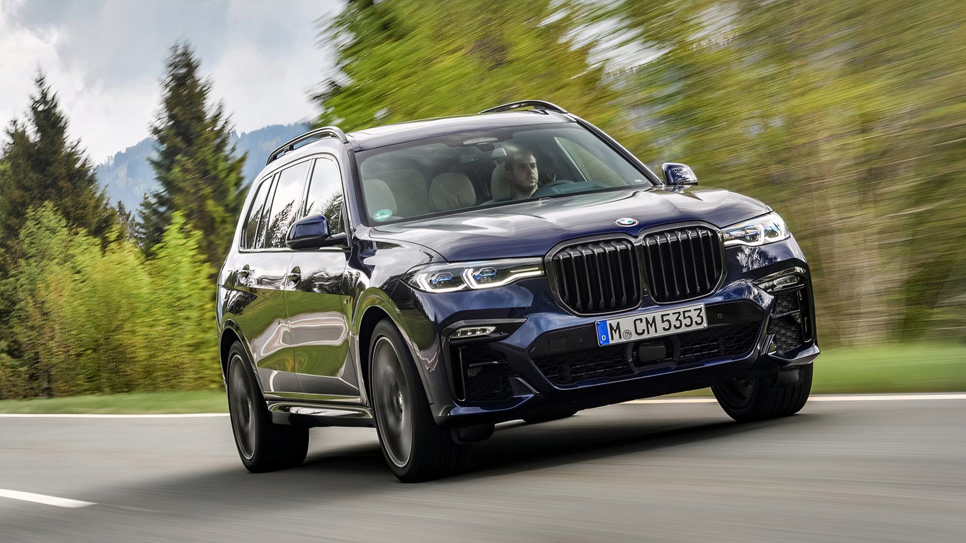 BMW X7: Review, Pricing, Photos, and Specs