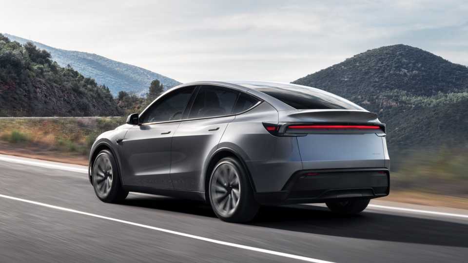 2026 Tesla Model Y Pricing, Photos & Specs