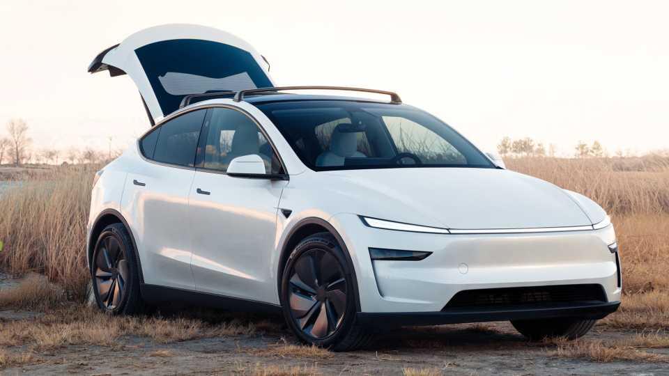 2026 Tesla Model Y Pricing, Photos & Specs