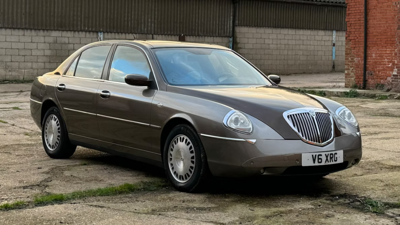 The Lancia Thesis Is Unusual Italian Luxury Sedan That Can Soon Come ...