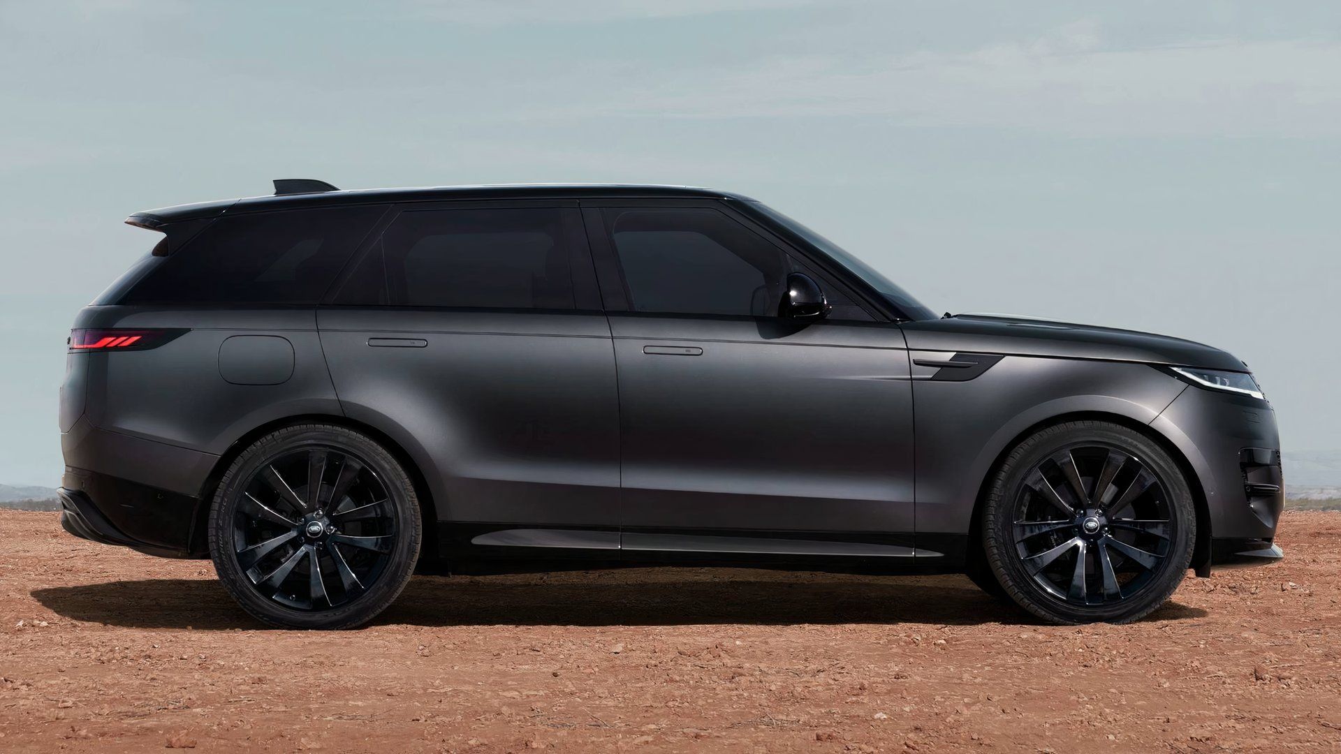 2025 Land Rover Range Rover Sport Pricing, Photos & Specs