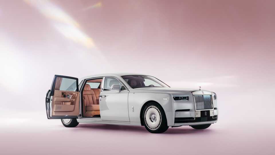 2024 Rolls-Royce Phantom Pricing, Photos & Specs