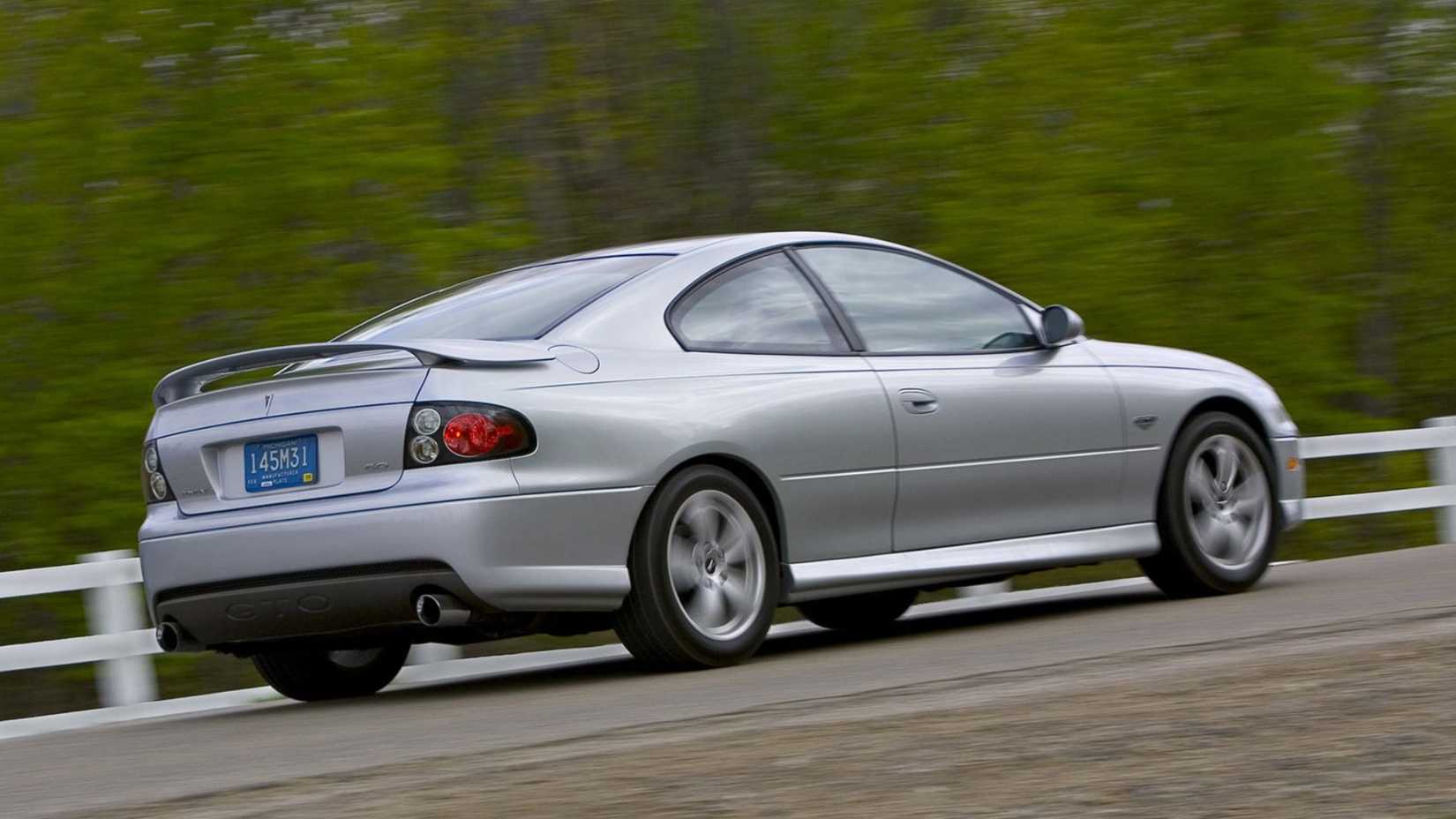 2004-2006 Pontiac GTO: The Fastest Muscle Car of the 2000s