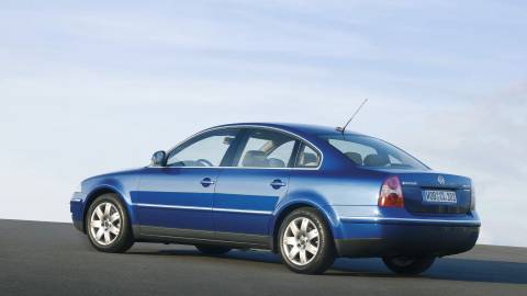 2005 Volkswagen Passat Pricing, Photos & Specs