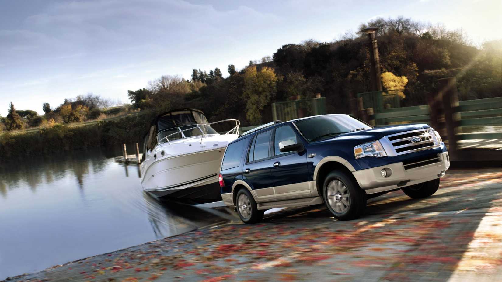 Ford's Final V8-Powered Expedition Is A Great Buy In 2025